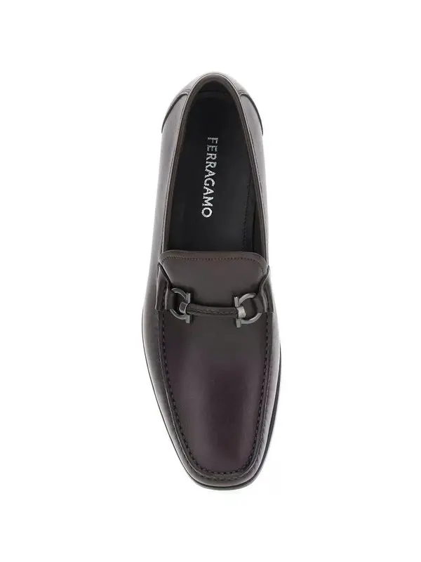 FERRAGAMO Gancini Plaque Leather Loafers