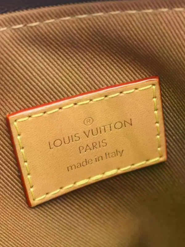 LOUIS VUITTON Monogram Canvas Crossbody Bag - Brown
