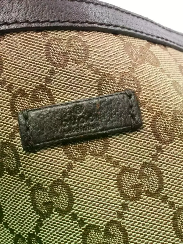 Gucci Gg Canvas Shoulder Bag - Neutrals