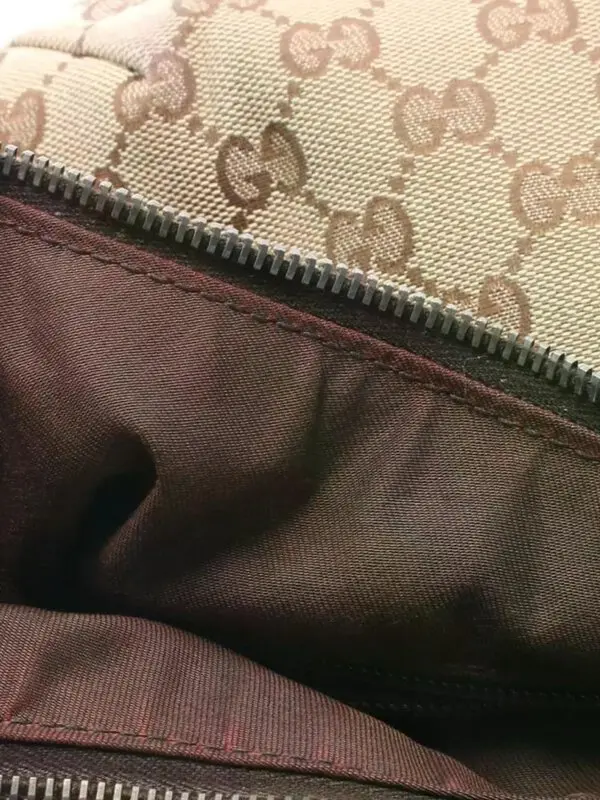 Gucci Gg Canvas Shoulder Bag - Neutrals