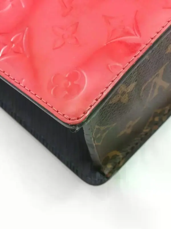 LOUIS VUITTON Street Pm Handbag