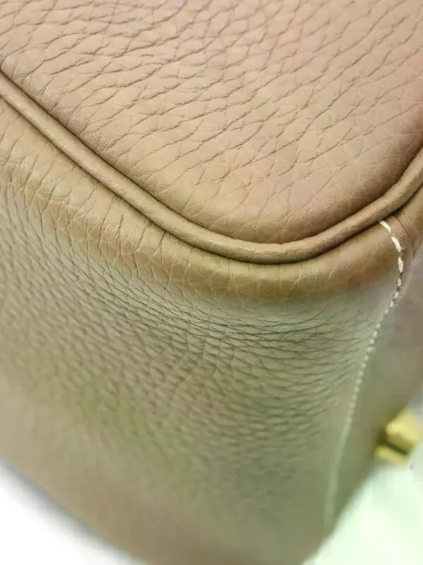 Hermès Lindy Shoulder Bag - Neutrals