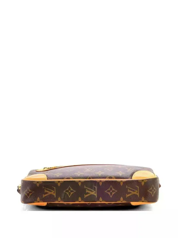 LOUIS VUITTON Monogram Canvas Gm Clutch Bag