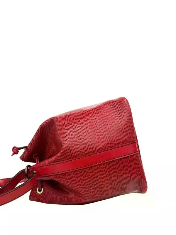 LOUIS VUITTON Epi Petit Noe Bucket Bag - Red