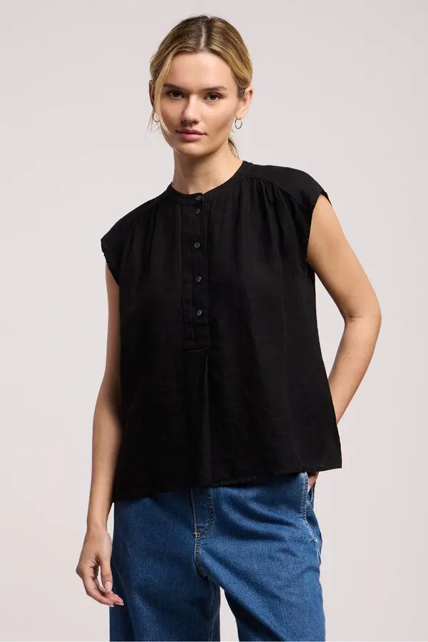 Velvet By Graham & Spencer Bec Linen Sleeveless Top