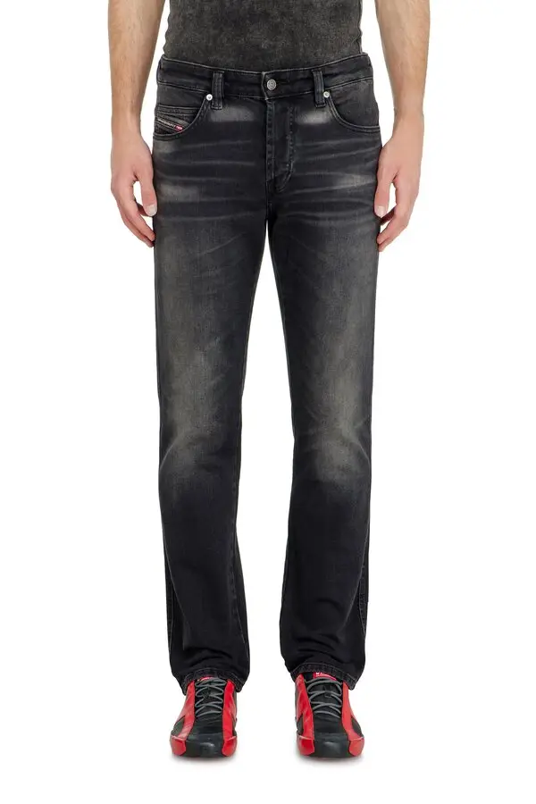 DIESEL® 1993 D-vyl Slim Jeans