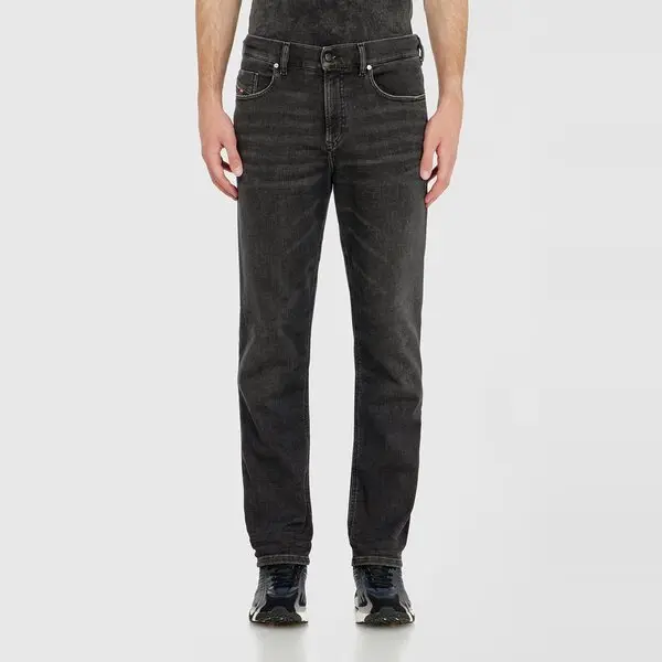 DIESEL® D-veekley Joggjeans With Whiskering And Abrasions - Black