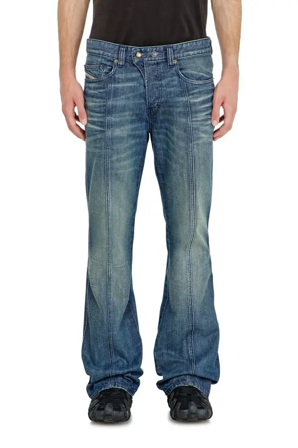 DIESEL® D-buck Bootcut Jeans - Blue