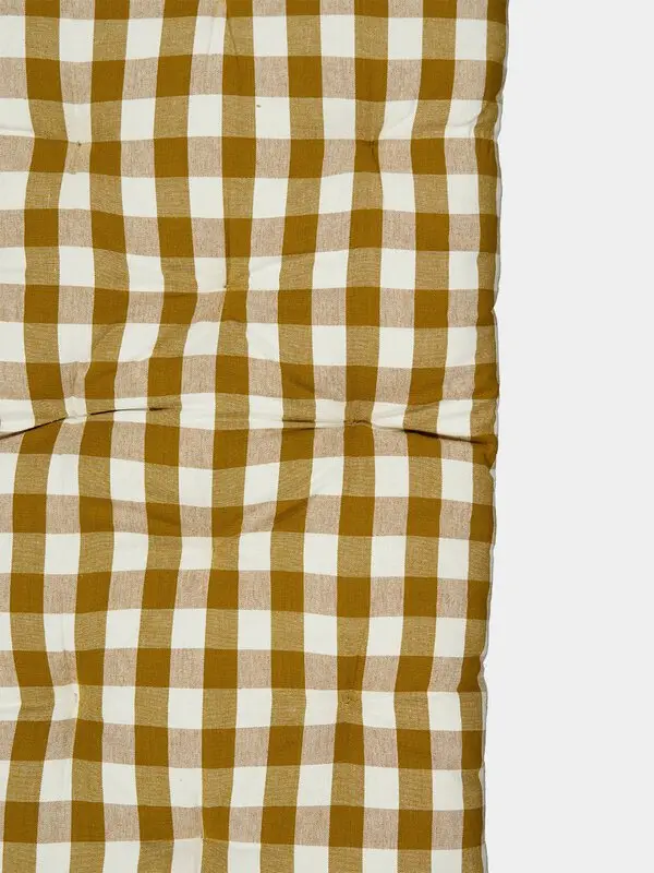 Madam Stoltz Checked Cotton Mattress