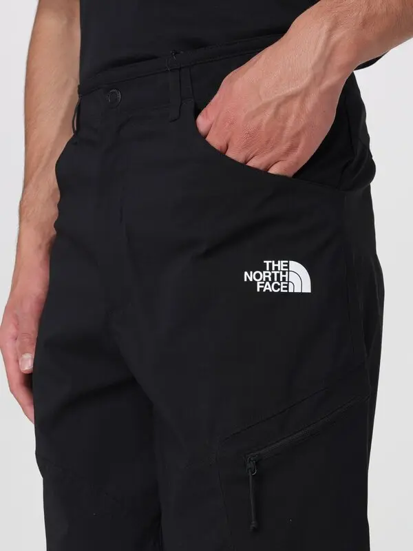 The North Face Cargo Shorts - Black