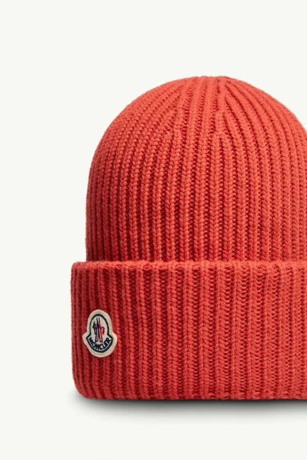 Moncler Logo Patch Ribbed Beanie - Orange