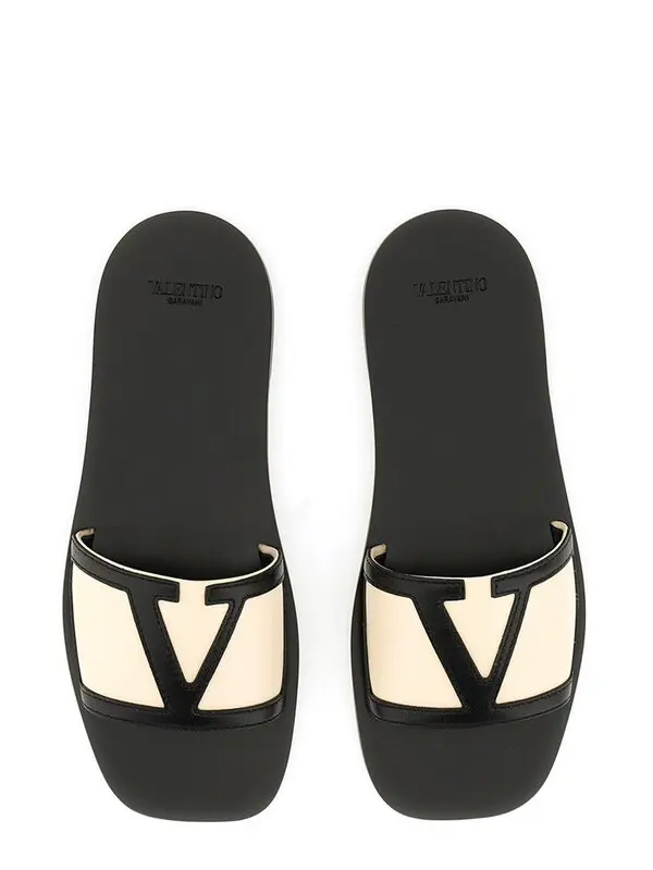 Valentino Garavani Viva Superstar Slide Sandal