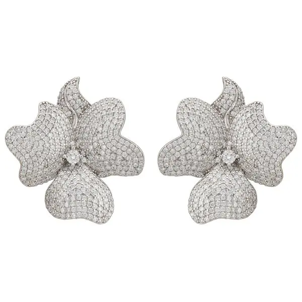 LATELITA Silver And Cubic Zirconia Flower Clip-on Earrings - Silver/white