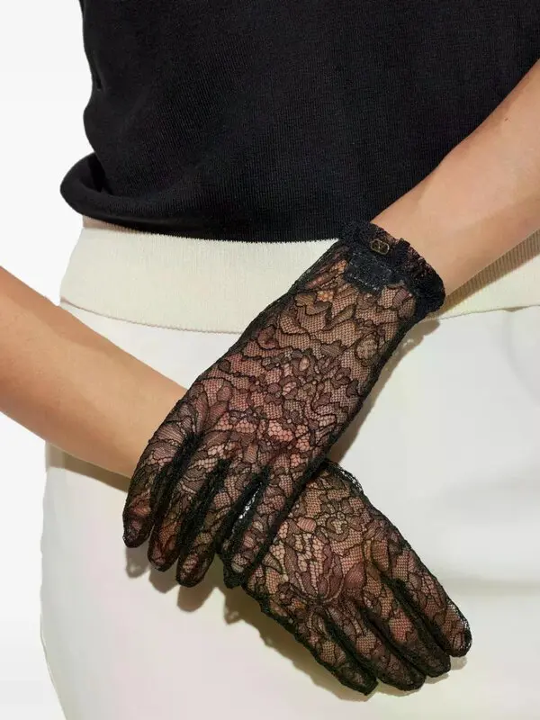 Valentino Garavani Vlogo Signature Lace Gloves