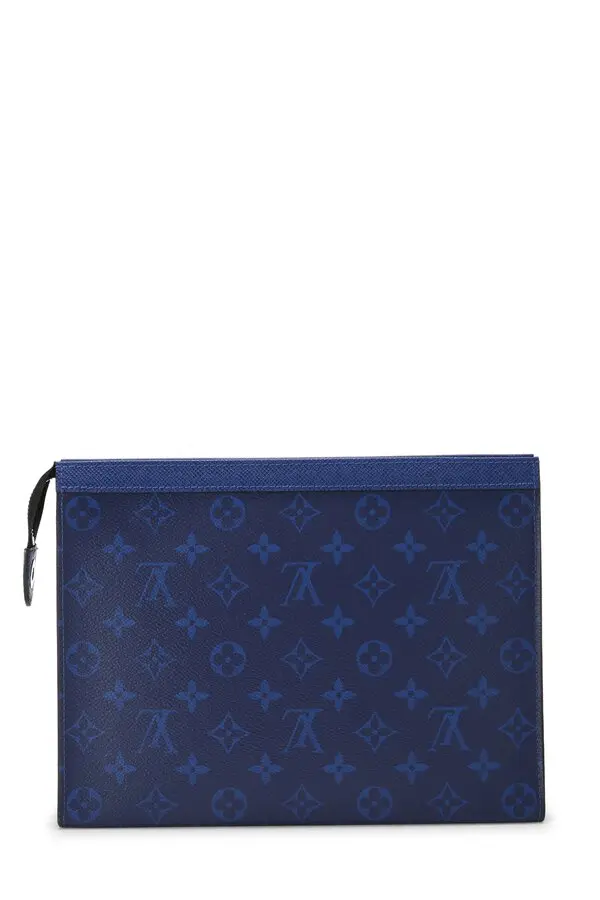 LOUIS VUITTON Taigarama Pochette Voyage