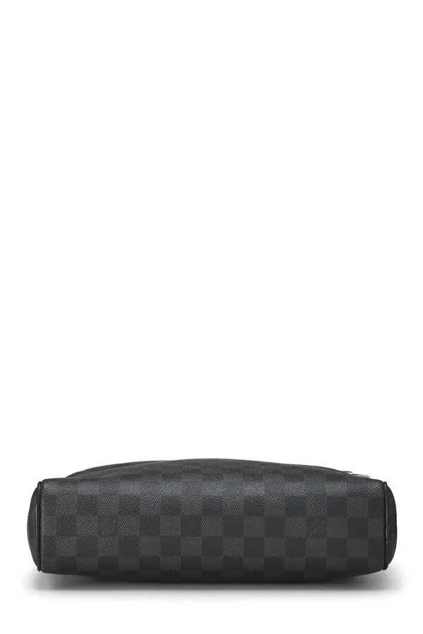 LOUIS VUITTON Damier Graphite Jake Messenger Bag