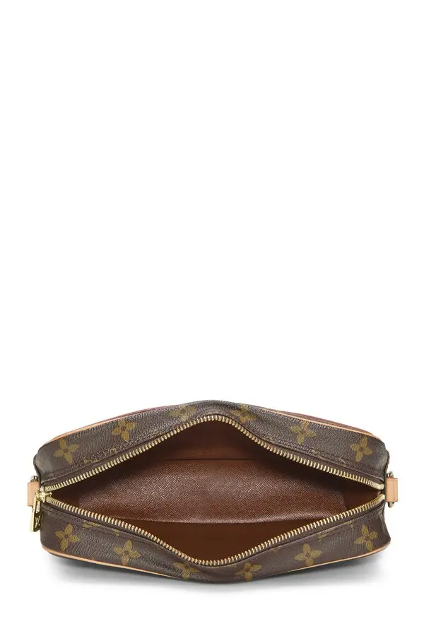 LOUIS VUITTON Monogram Canvas Trocadero 23