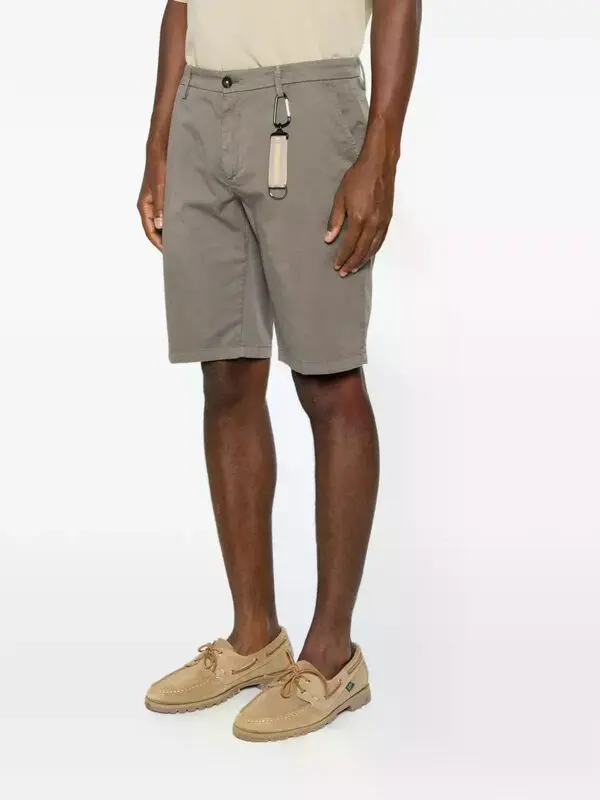 MANUEL RITZ Chino Shorts With Logo Tag