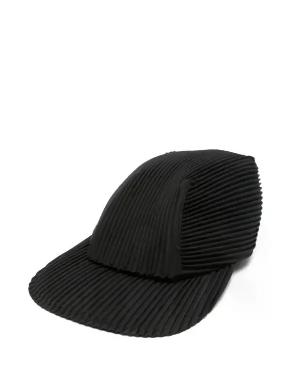 Issey Miyake Pleated Baseball Cap - Black