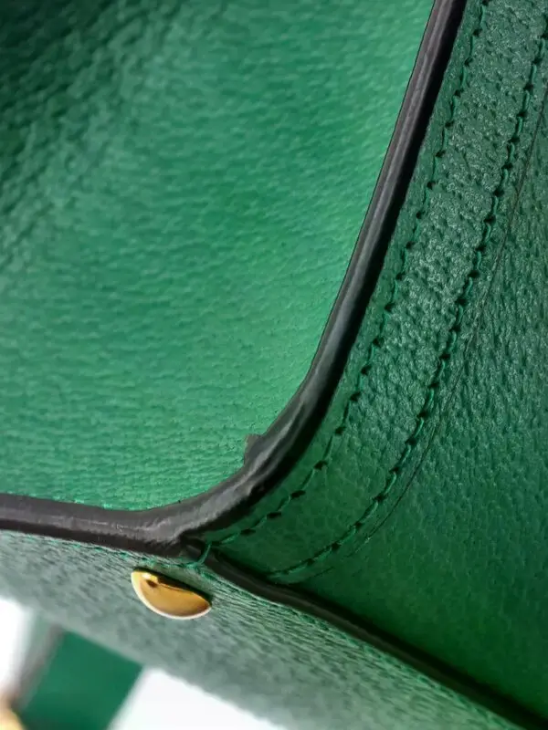Gucci Diana Mini Crossbody Bag With Bamboo Handle - Green