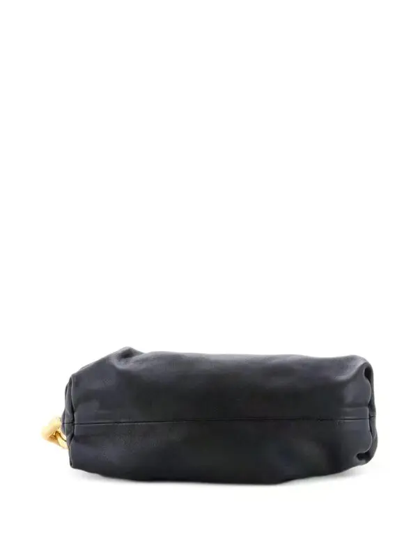 Bottega Veneta The Chain Pouch Leather Shoulder Bag - Black