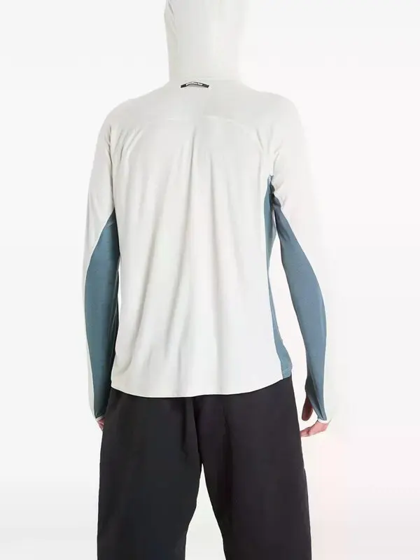 Nike Solar Chase Long-sleeve Performance Top