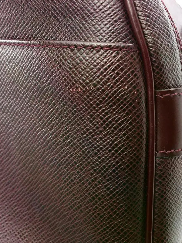 LOUIS VUITTON Taiga Reporter Pm Bag