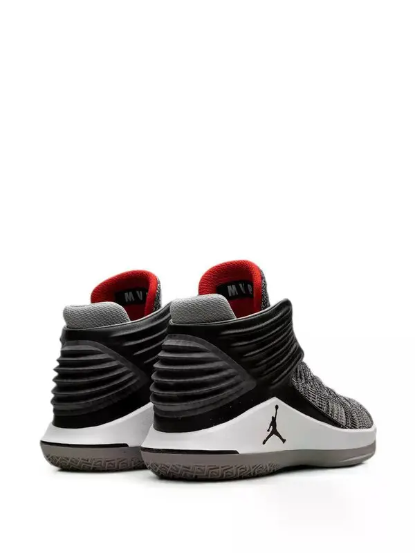 JORDAN Air Xxxii Sneakers