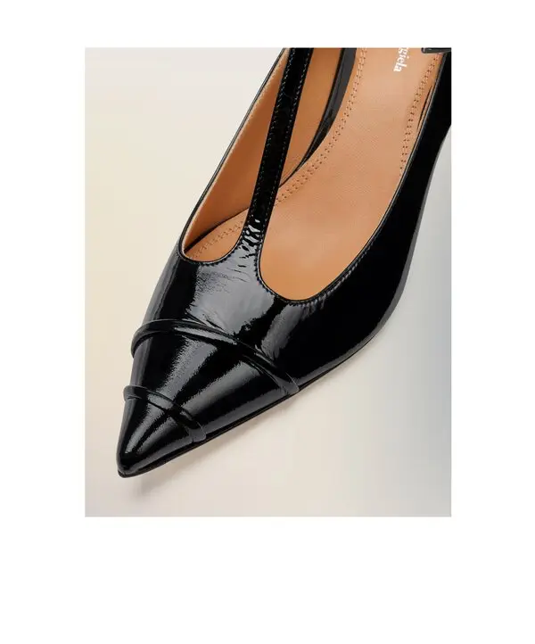 MAISON MARGIELA Glossy Leather T-bar Kitten Heel Pumps