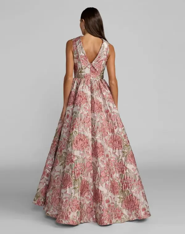 Mac Duggal Sleeveless V-back Ball Gown