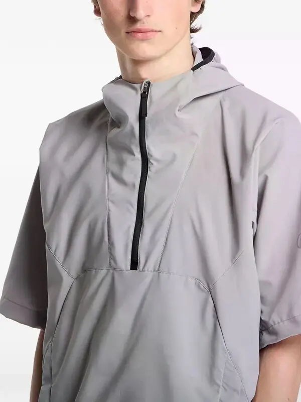 TILAK Poutnik Short-sleeve Hoodie