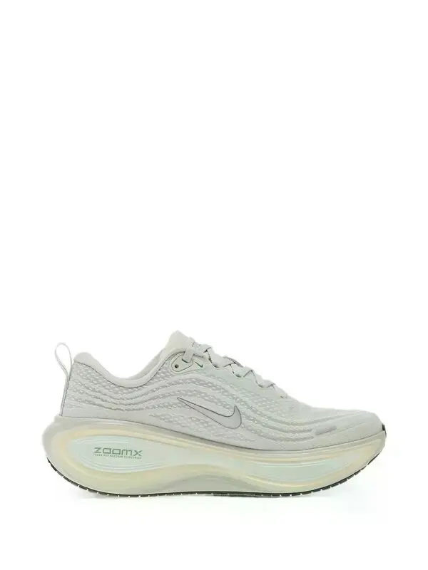 Nike Vomero Plus Sneakers - Green