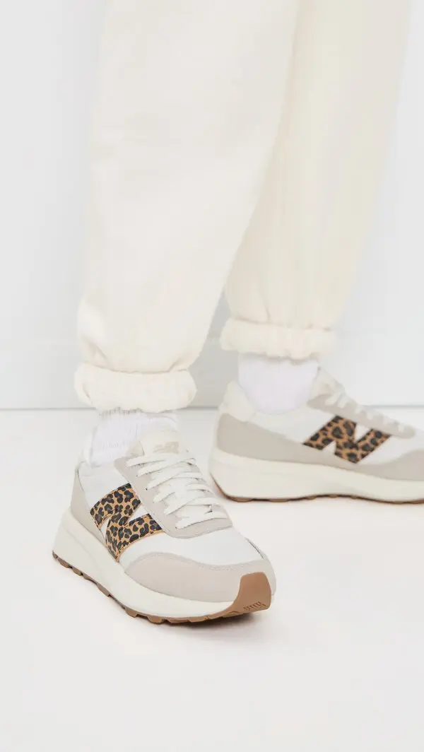 NEW BALANCE 370 Sneakers With Leopard Print Trim - Brown/beige