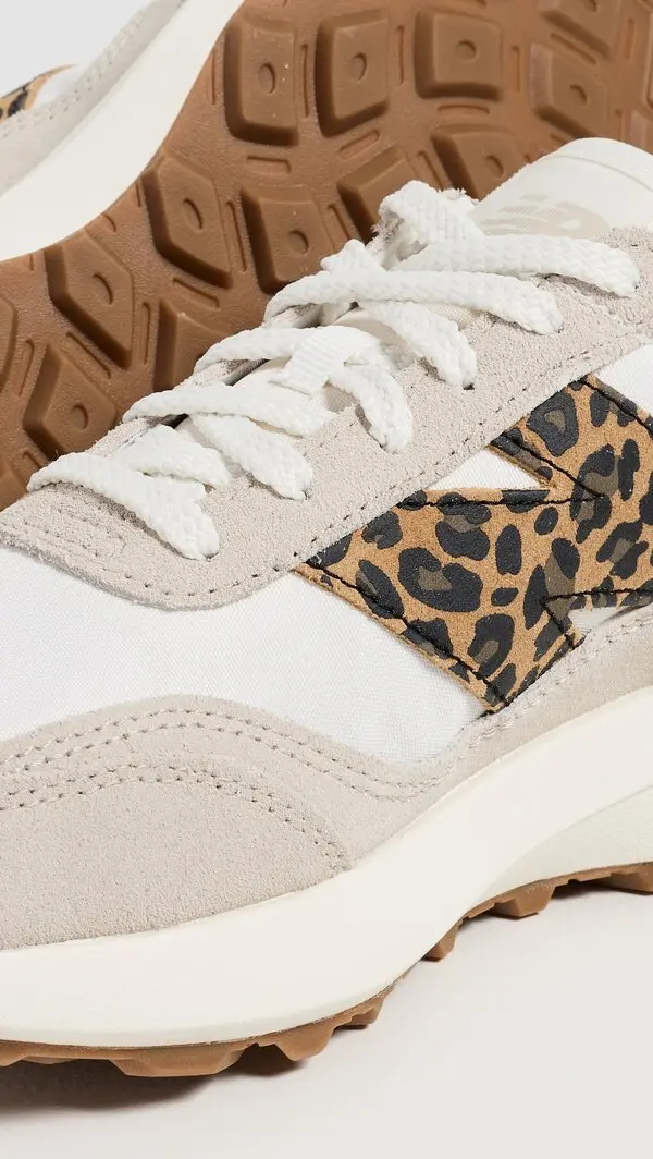 NEW BALANCE 370 Sneakers With Leopard Print Trim - Brown/beige