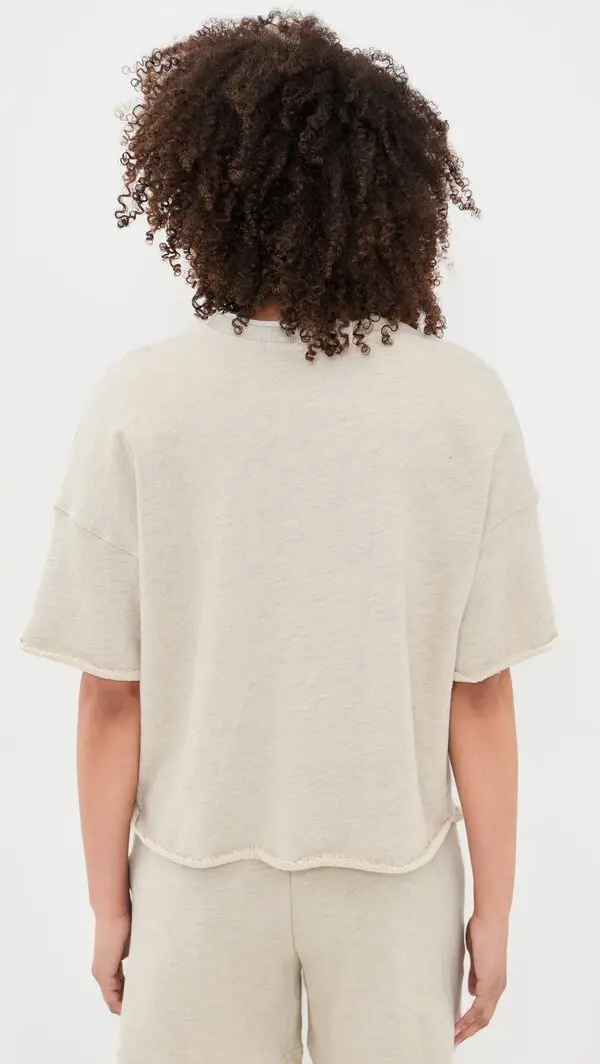 PERFECTWHITETEE Short Sleeve Sweatshirt Tee