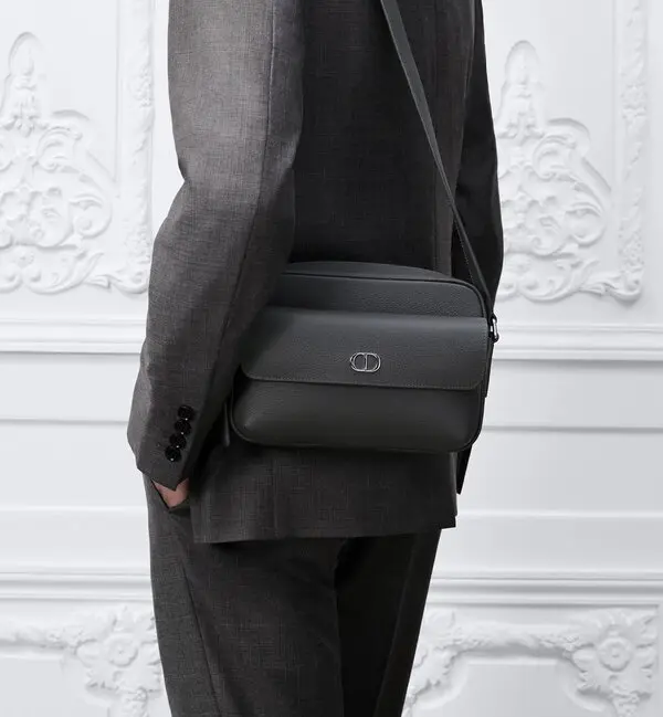 Dior Cd Icon Zipped Messenger Bag