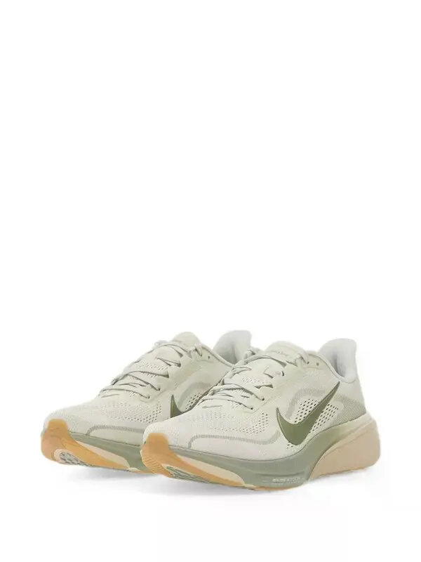 Nike Pegasus 42 Sneakers - Neutrals