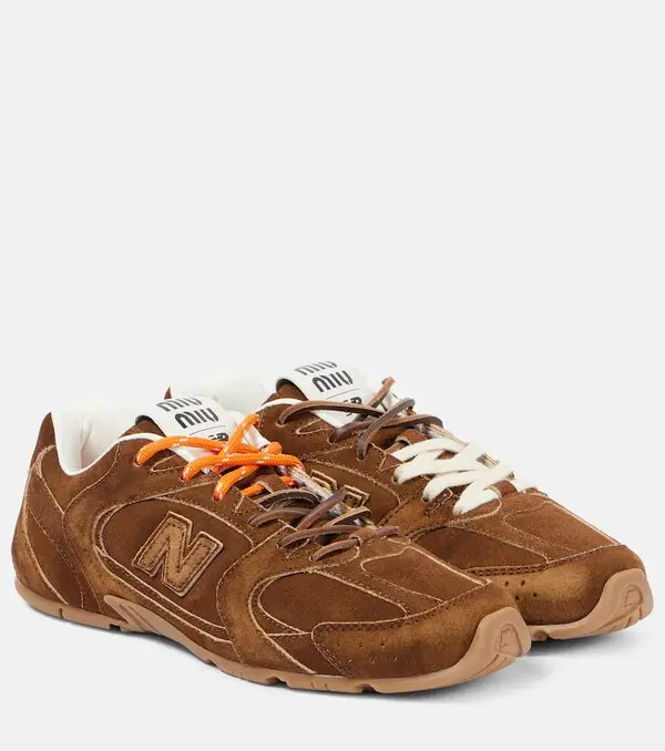 Miu Miu X New Balance 530 Sl Suede Sneakers - Brown