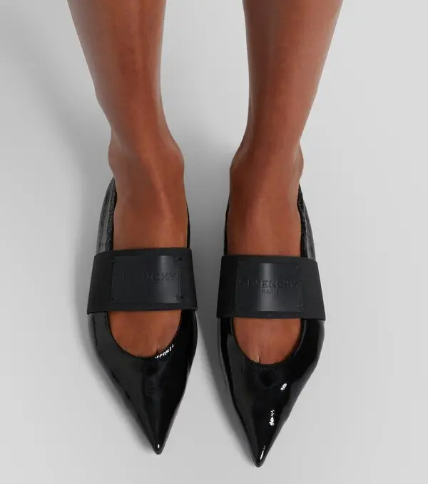 Givenchy Crush Leather Ballet Flats - Black