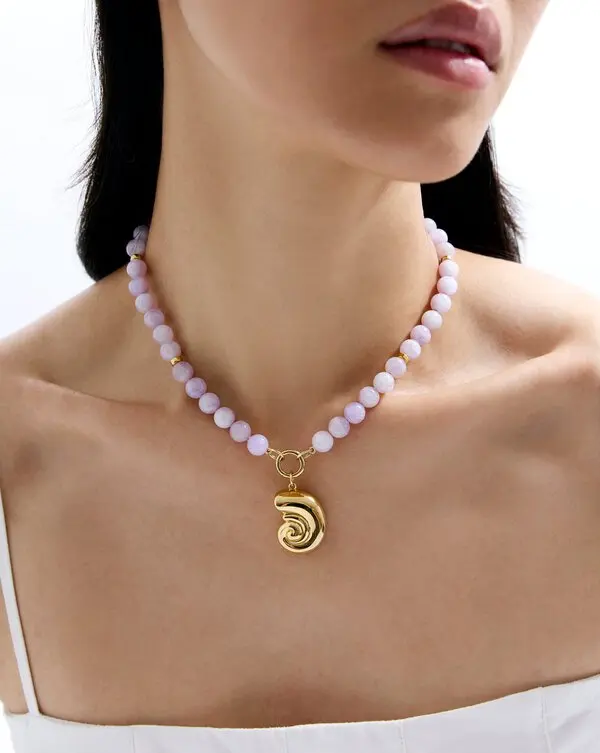 Ring Concierge Lavender Mist Necklace - One-color