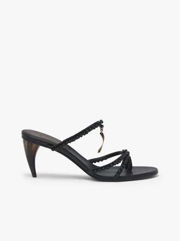 Alexander McQueen Rosa Leather Sandal With Wishbone Charm - Black