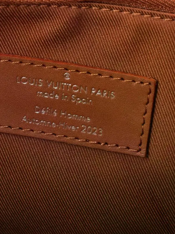 LOUIS VUITTON Montsouris Messenger Bag Epi Leather
