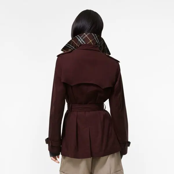 Burberry Short Tropical Gabardine Foxfield Trench Coat - Vineyard Red