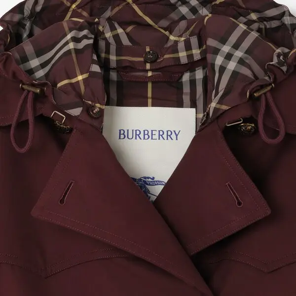 Burberry Short Tropical Gabardine Foxfield Trench Coat - Vineyard Red