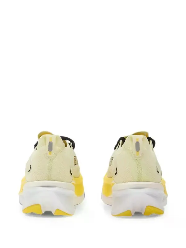 Brooks Hyperion Max 3 Sneakers