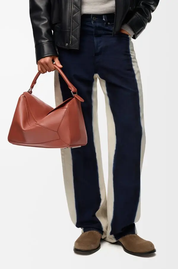 Loewe Large Featherlight Puzzle Bag In Nappa Lambskin - Tomette