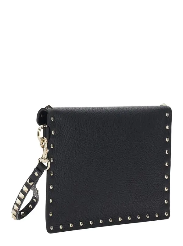 Valentino Garavani Medium Flat Pouch Rockstud Vitello Stampa Alce - Black
