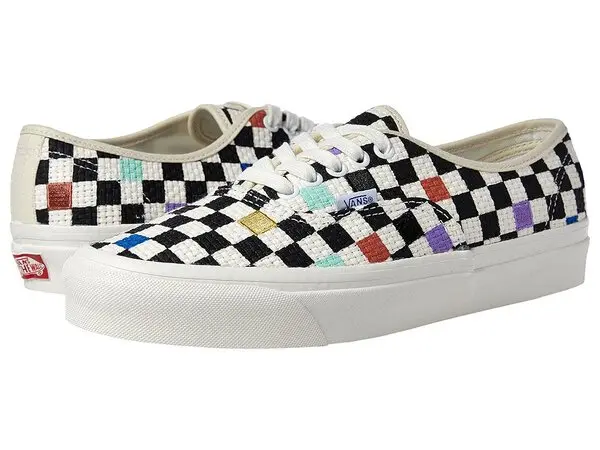 VANS Authentic 44 Dx Skate Shoes - Black