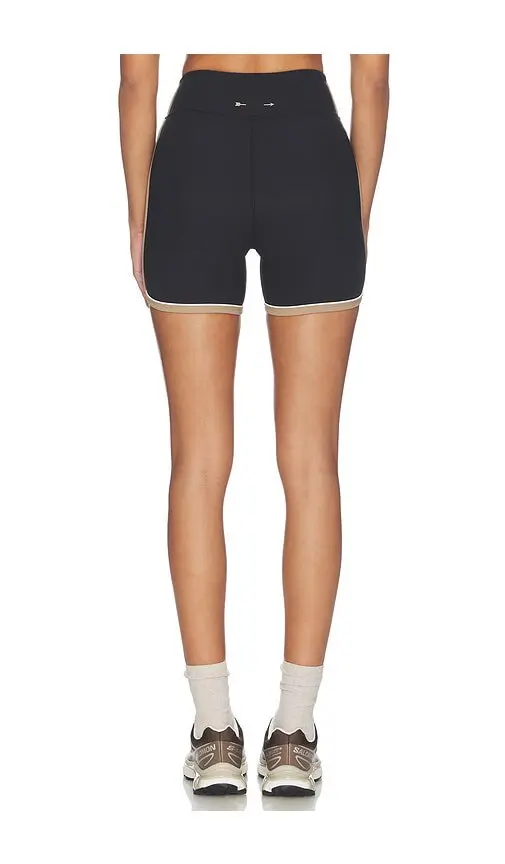 The Upside Rhythm 5in Spin Short With Contrast Piping