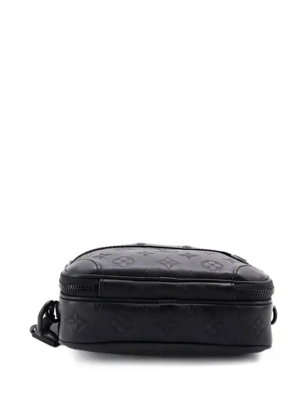 LOUIS VUITTON Alpha Wearable Wallet Monogram Shadow Leather Crossbody Bag
